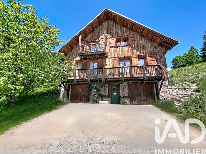 Maison 13 pièces à vendre à Montricher-Albanne