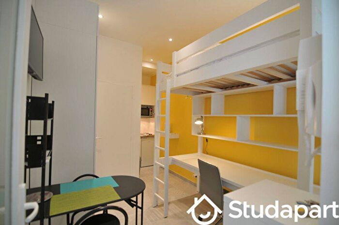 Centre Ville, Reims - Appartement 1 pièce à louer