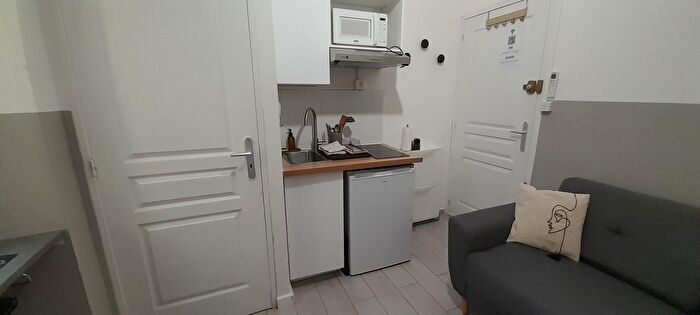 Nice, Carabacel : Appartement 1 pièce à louer