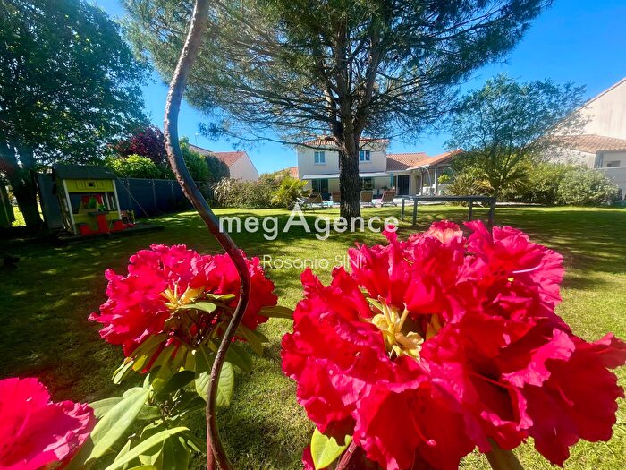 Maison à vendre - Les Sables-dOlonne, Gare - 7 pièces - 4 chambres