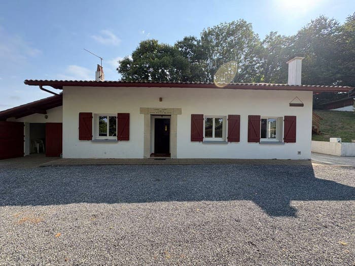 Maison 4 pièces à Mendionde, à louer