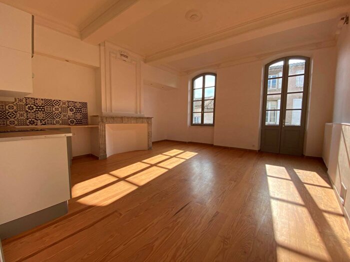 Appartement à louer - Castelnaudary - 3 pièces - 2 chambres