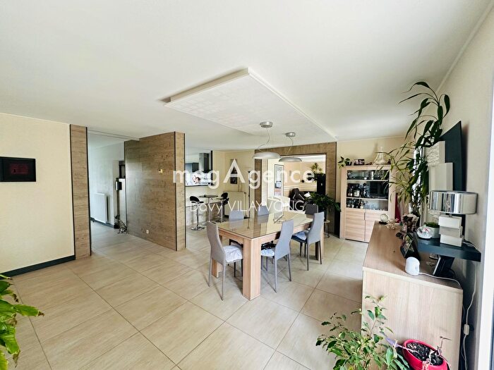 Maison 10 pièces à vendre - Cholet, Bretagne