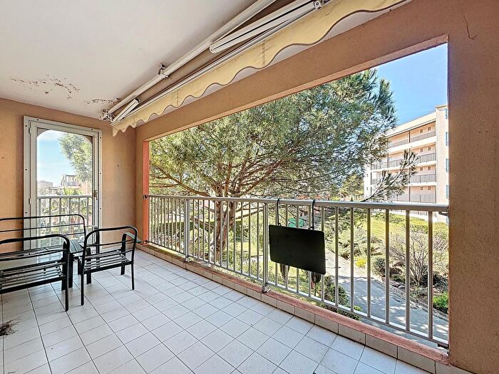 Appartement 3 pièces à vendre - Fréjus, Centre-ville