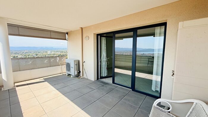 Appartement 3 pièces à vendre à Saint-Raphaël, Les Arênes