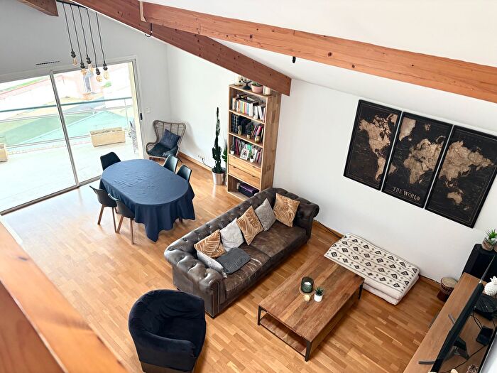 Appartement à louer - Albi, Centre-ville - 4 pièces - 2 chambres