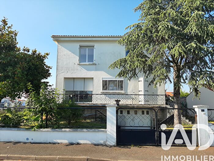 Maison à vendre - Rochefort, Centre-ville - 10 pièces - 4 chambres