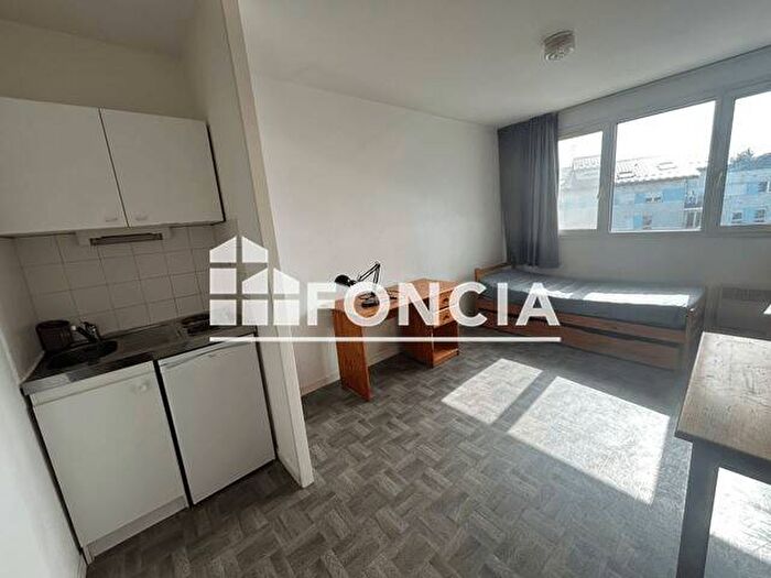 Appartement à louer - Berriat-Ampere, Grenoble - 1 pièce