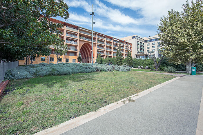 Appartement à vendre - Aix-en-Provence, Encagnane Corsy - 2 pièces - 1 chambre