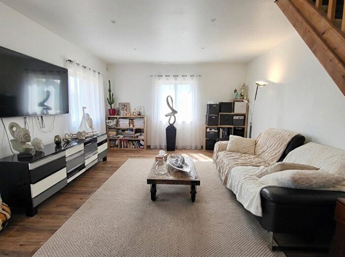 Maison à vendre - Saint-Malo-des-Trois-Fontaines - 6 pièces - 3 chambres