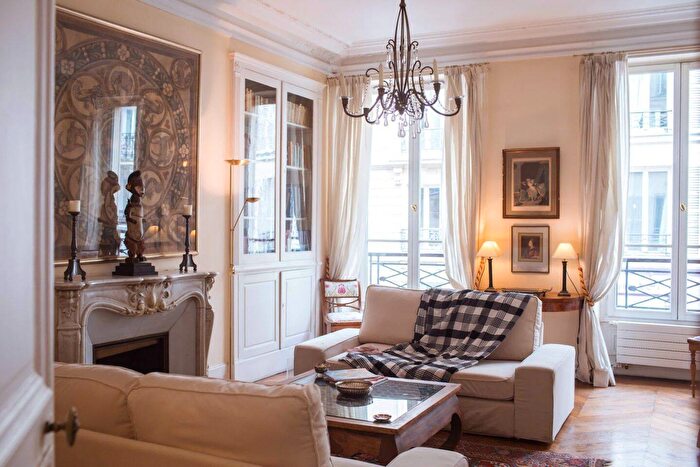 Appartement à louer - Paris ème arrondissement - 5 pièces - 2 chambres