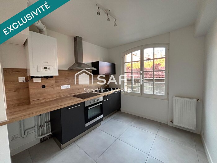 Appartement à vendre - Clermont-Ferrand, Montferrand - 3 pièces - 2 chambres