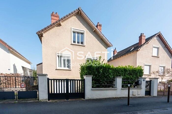 Maison 5 pièces à vendre - Bourges, Aéroport, Vauvert, Pierrelay, Pissevieille