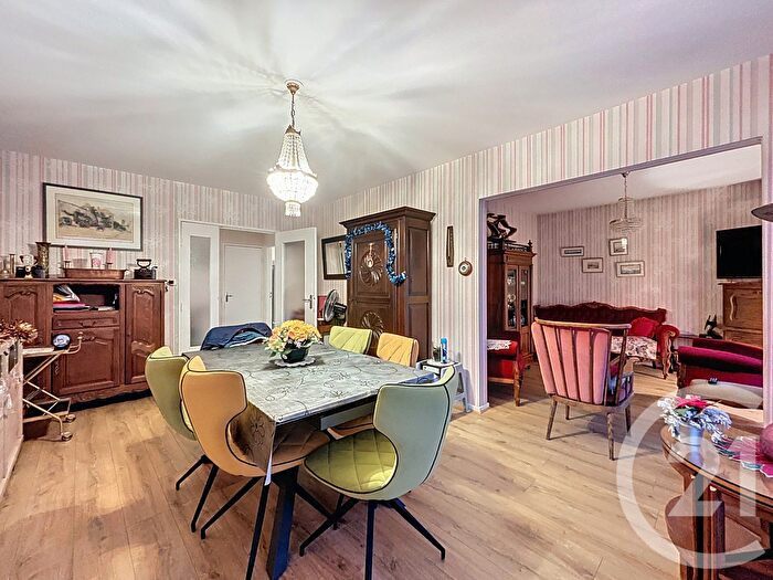 Appartement à vendre - Lure - 4 pièces - 2 chambres