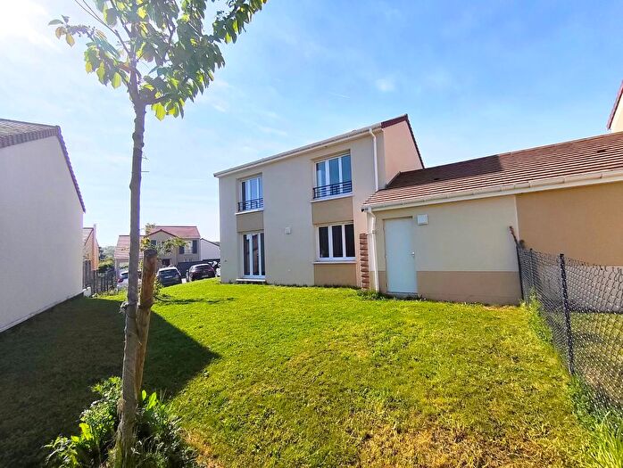 Maison 4 pièces à vendre - Épône