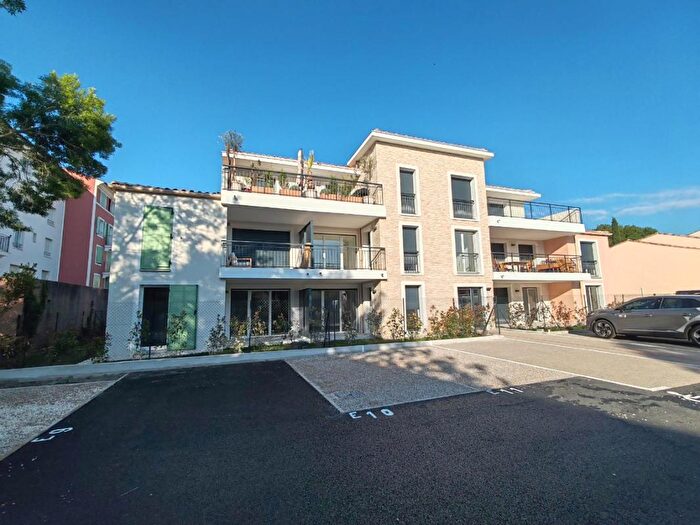 Appartement 2 pièces à louer - Cogolin, Centre-ville, Subeiran, Pas de Grimaud
