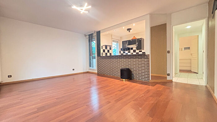 Appartement à vendre - Courcouronnes, Bois de mon Coeur - 2 pièces - 1 chambre