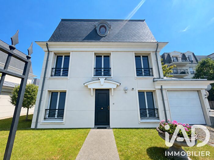 Sartrouville, Le Fresnay Vieux Pays : Maison 7 pièces à vendre