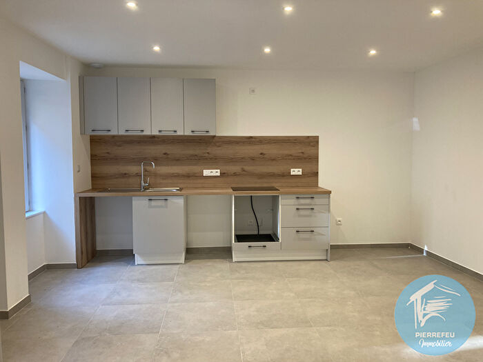 Appartement à louer - Saint-Clément-sur-Valsonne - 2 pièces - 1 chambre