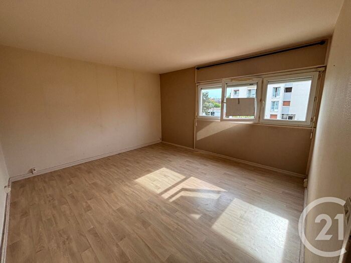 Appartement 3 pièces à vendre à Châtellerault, Ozon