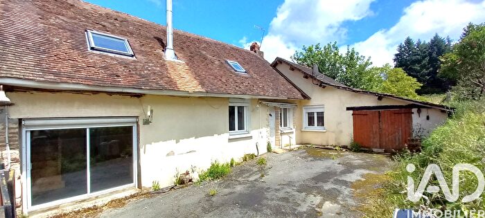 Maison à vendre - Saint-Yrieix-la-Perche - 9 pièces - 3 chambres