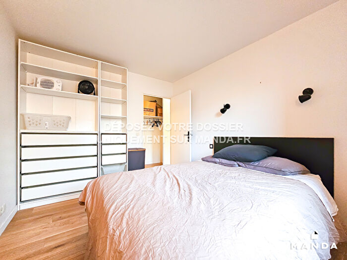 Appartement à louer - Pantin, Quatre Chemins Sud - 3 pièces - 2 chambres