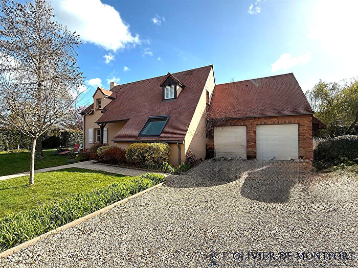 Maison à vendre - Montfort-lAmaury - 7 pièces - 5 chambres