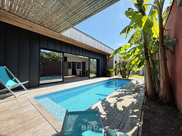 Maison à vendre - Vannes, Nord Est - 5 pièces - 3 chambres