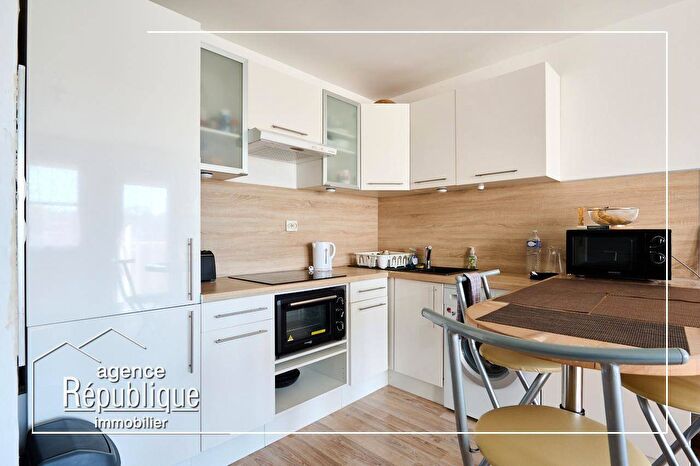 Appartement à louer - Abattoirs, Dijon - 1 pièce