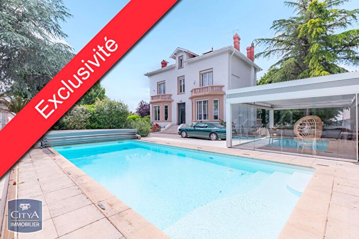 Lorette : Maison 9 pièces à vendre