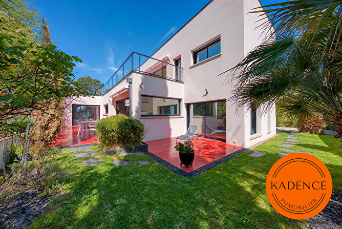 Maison à vendre - Quartiers Nord-Ouest, Saint-Martin - 7 pièces - 4 chambres