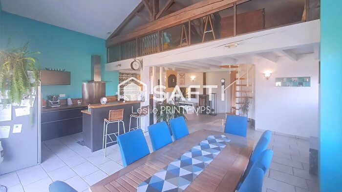 Maison à vendre - Puihardy - 5 pièces - 4 chambres