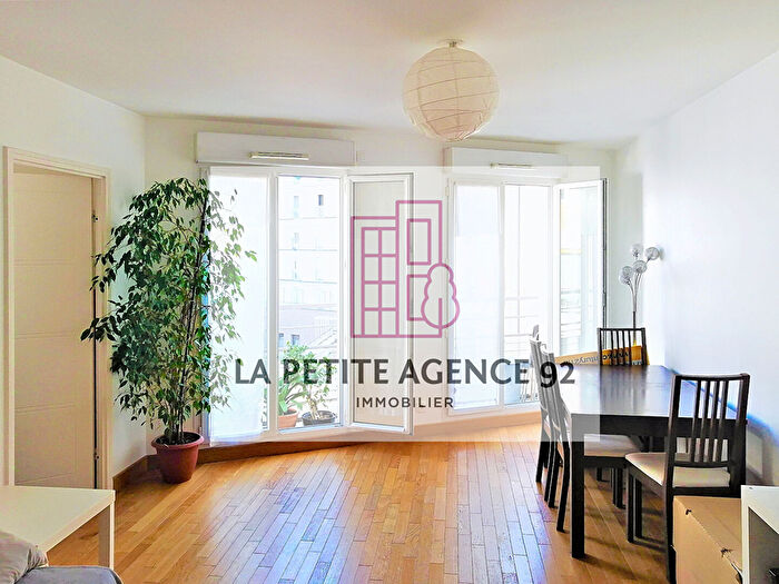 Appartement à vendre - Châtillon, Roissys, Béranger - 3 pièces - 2 chambres