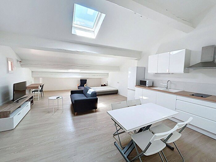 Appartement 1 pièce à louer à Centre Ville, Perpignan