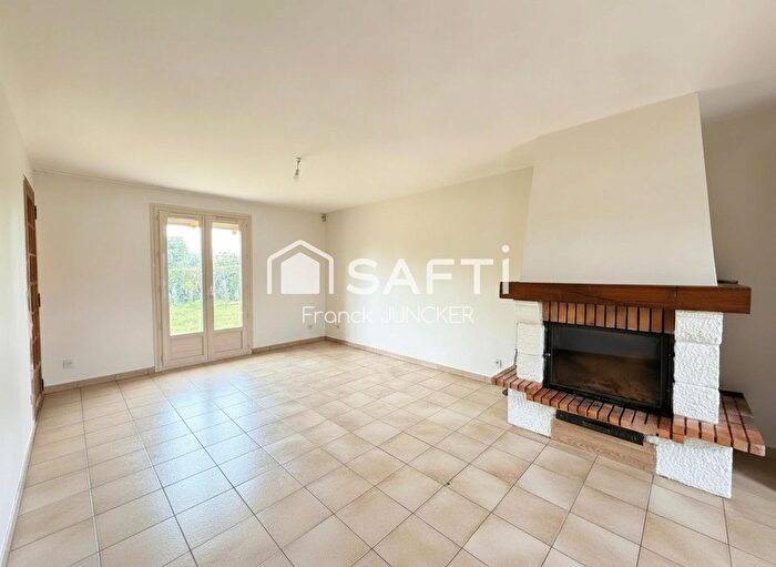 Maison 5 pièces à vendre à Larré