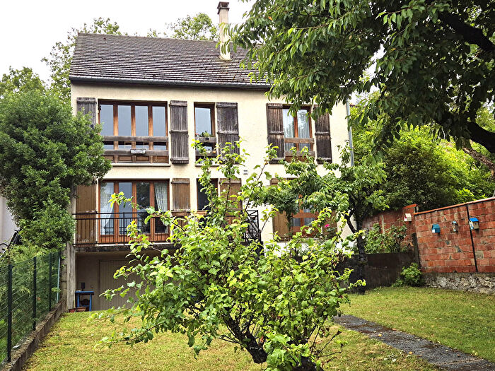 Créteil, Val de Brie - Maison 8 pièces à vendre
