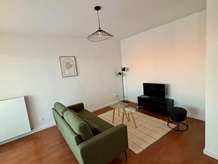 Appartement à louer - Lyon e , Grand Trou, Moulin à vent, Petite Guille - 2 pièces - 1 chambre