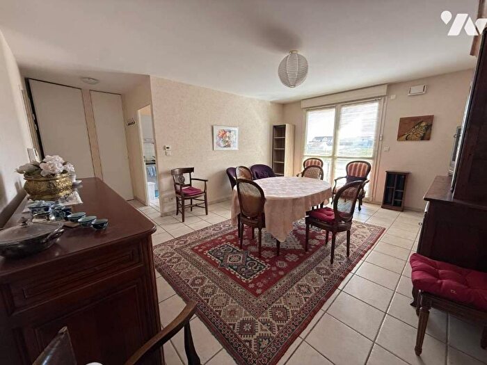 Appartement à louer - Dijon - 3 pièces - 2 chambres