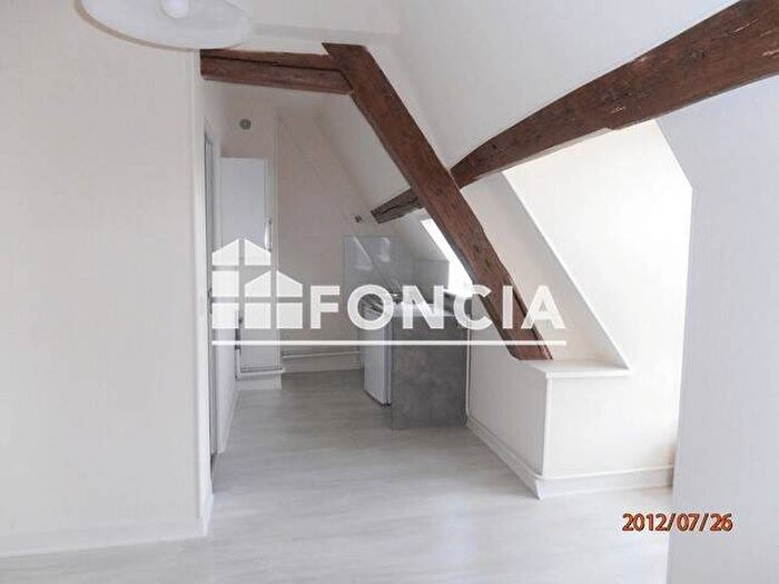 Appartement à louer - Haute Ville-Basse Ville, Chartres - 1 pièce