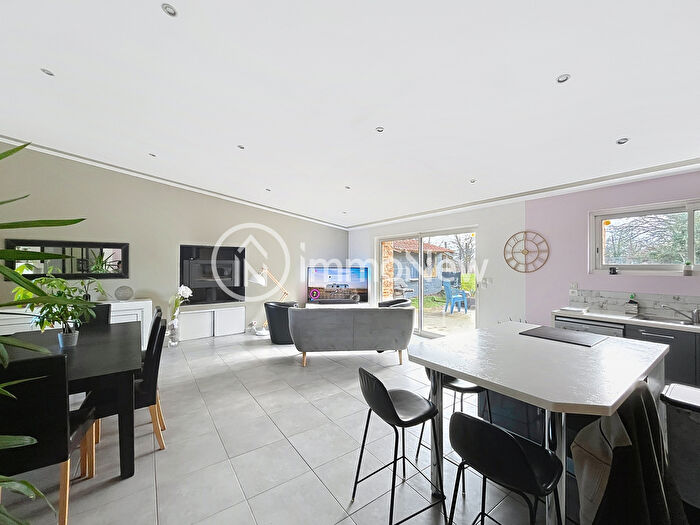 Maison à vendre - Dragey-Ronthon - 7 pièces - 4 chambres