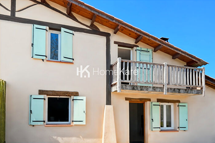 Maison à vendre - Aurignac - 6 pièces - 5 chambres