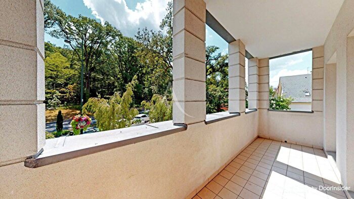 Anatole France, Le Plessis-Robinson : Appartement 4 pièces à louer