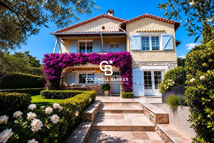 Maison 6 pièces à vendre à Antibes, Antibes-les-Pins, Trianon, Le Fournel, Peyregoue