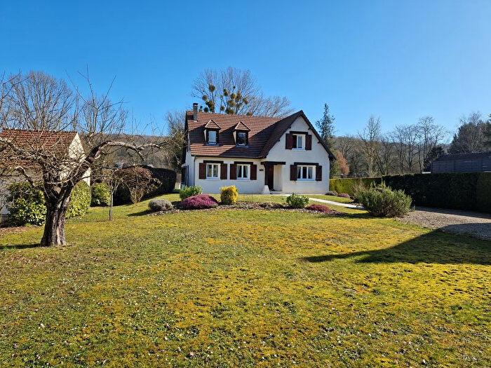 Maison à vendre - Cuise-la-Motte - 7 pièces - 5 chambres