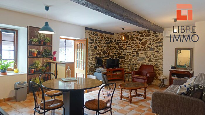 Maison à vendre - Béost - 8 pièces - 5 chambres