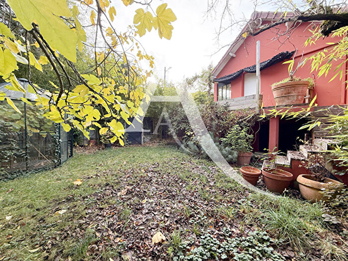 Maison à vendre - Chatou, Est - 5 pièces - 3 chambres