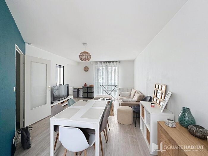 Appartement à louer - Breteil - 3 pièces - 2 chambres