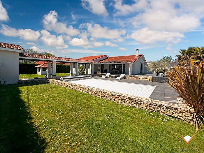 Maison à vendre - Saint-Lys - 5 pièces - 4 chambres