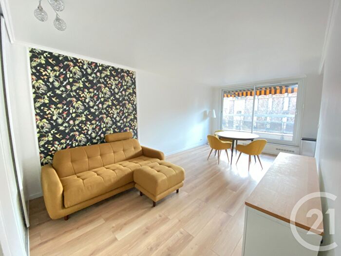 Appartement à louer - Paris e , Bel-Air, Sud - 1 pièce