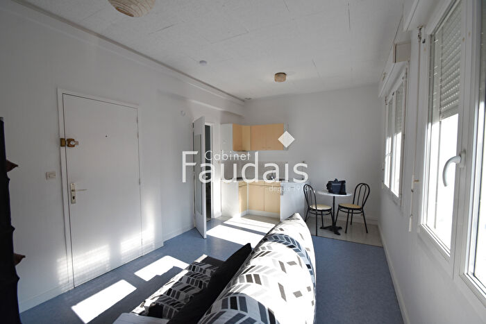 Appartement 1 pièce à louer - Saint-Lô, Nord
